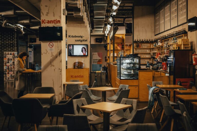 seatの意味・使い方・例文・発音 | 英語マスター